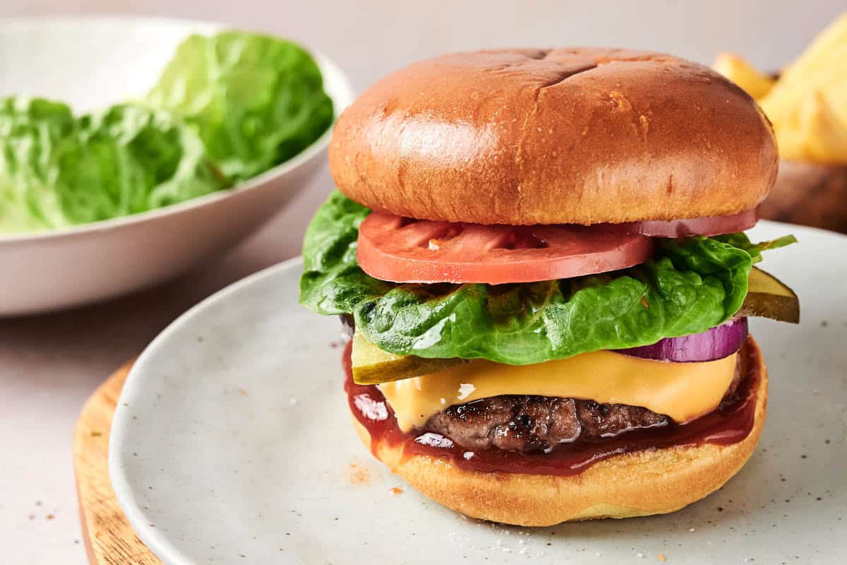 Best Cheeseburger Recipe - Pocket Friendly Recipes